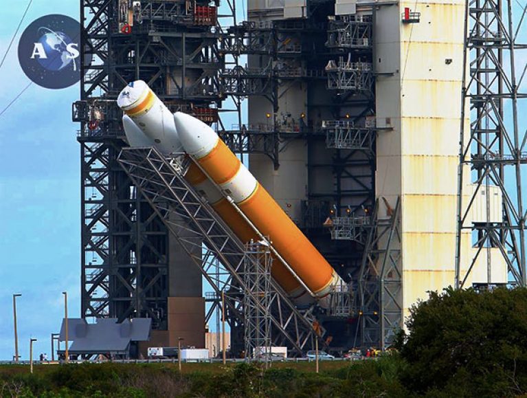 Falcon Heavy SpaceX – Εκτοξεύτηκε ο ισχυρότερος πύραυλος στον κόσμο από ...